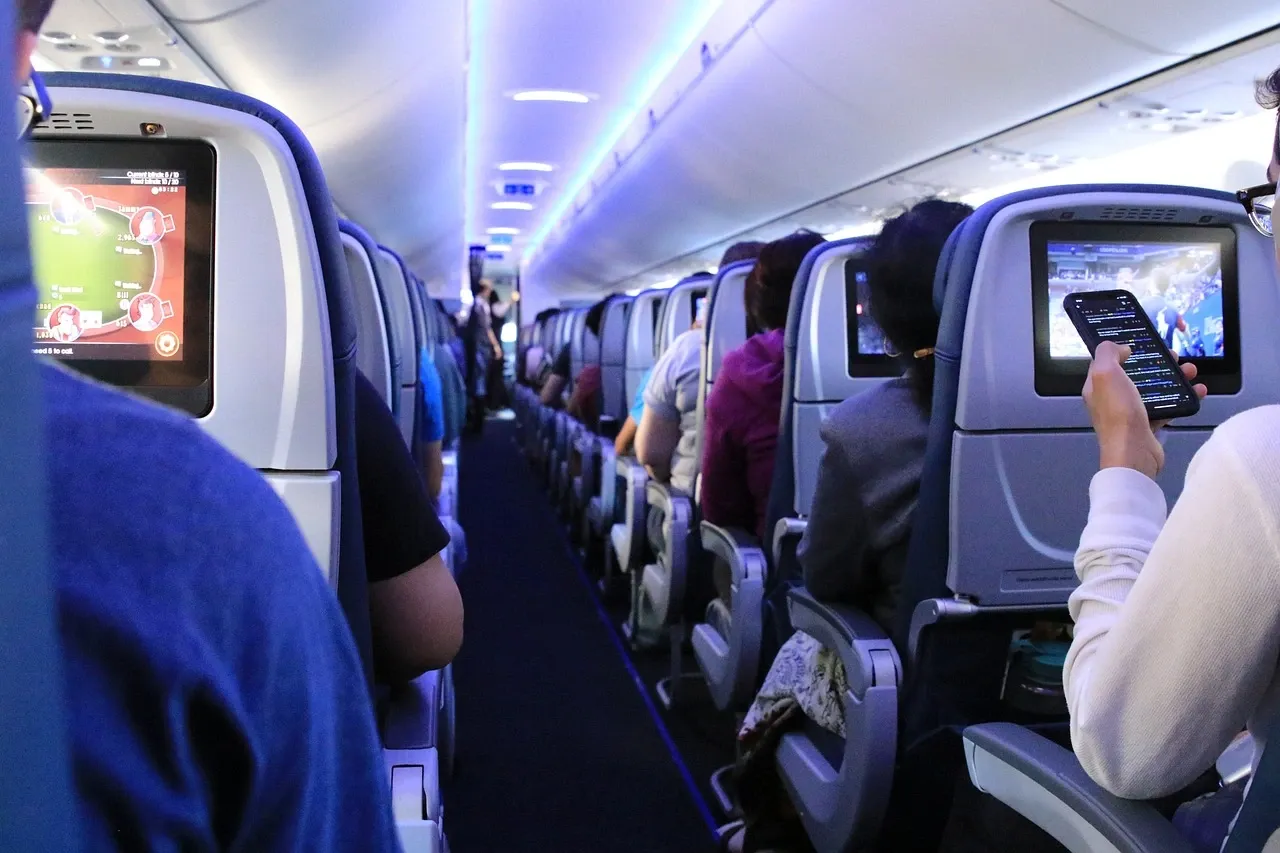 Qué es el modo avión y por qué deberías usarlo más